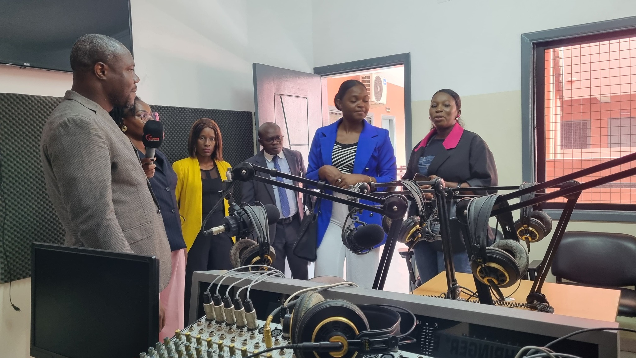 Universidade Independente de Angola e CEFOJOR unidas pela FORMAÇÃO ...